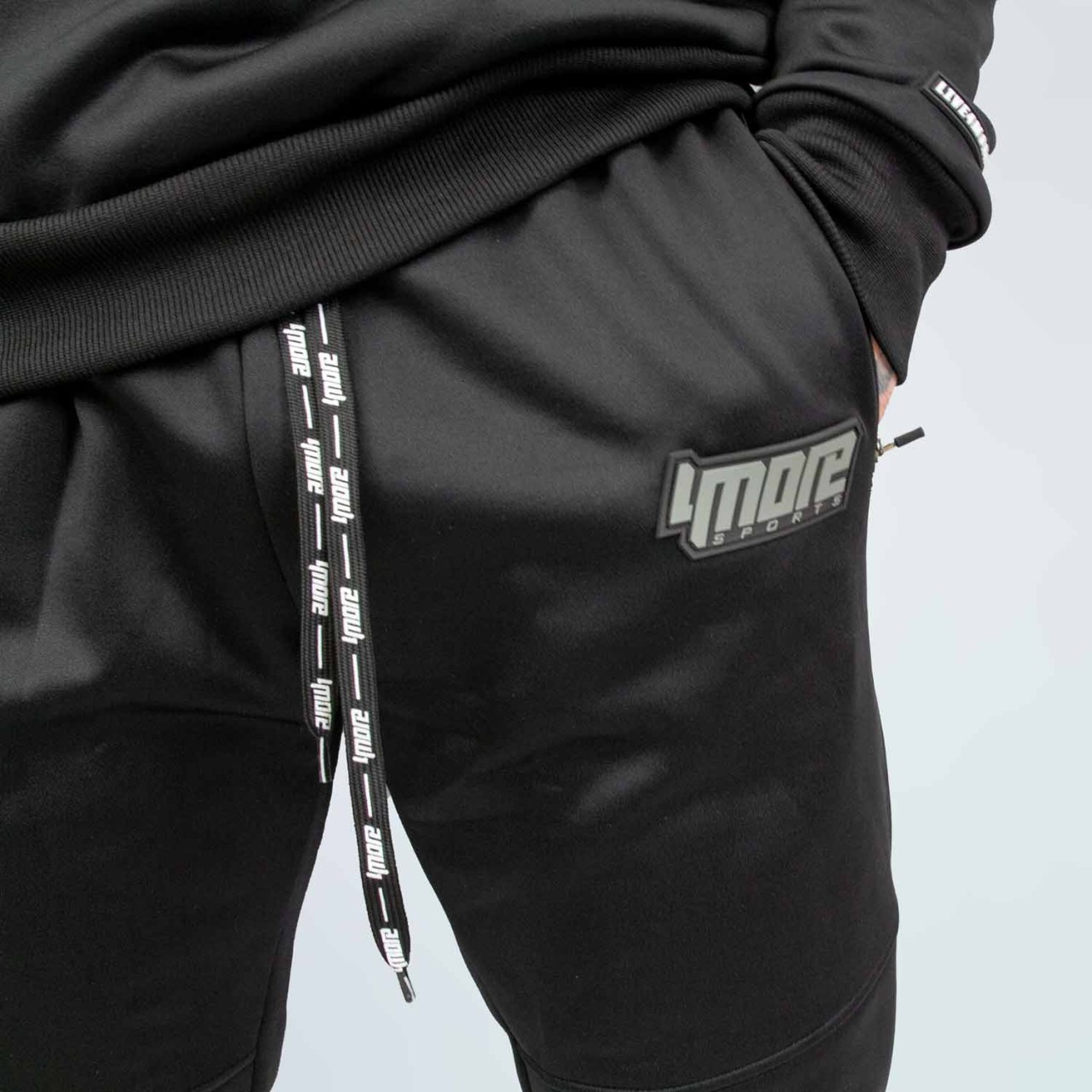 TRAININGSANZUG LIVE ACTIVE